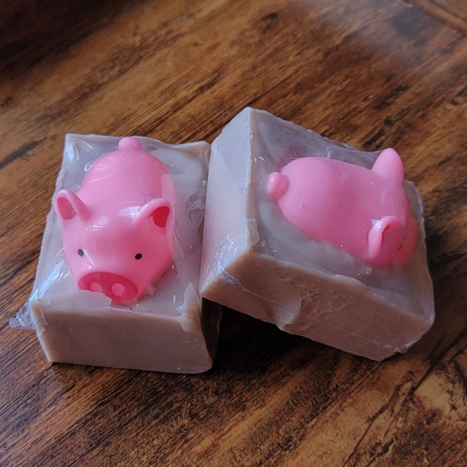 Piggy Soap | Kim's Kozy Crochet, LLC